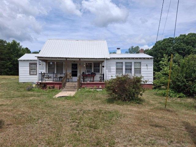 13917 S Constitution Rte, Scottsville, VA 24590