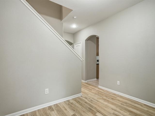 13914 Winthorpe Court