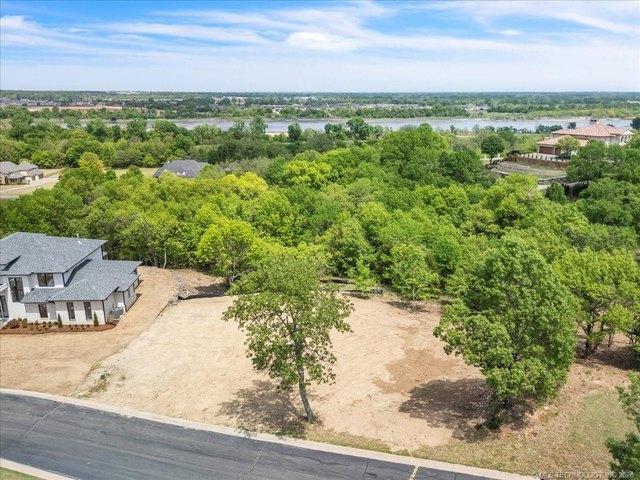 13915 S Joplin St S, Bixby, OK 74008