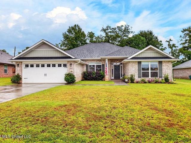 13916 Ruby Ln, Biloxi, MS 39532