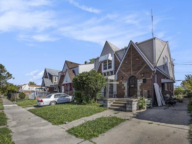 13918 Roselawn St, Detroit, MI 48238