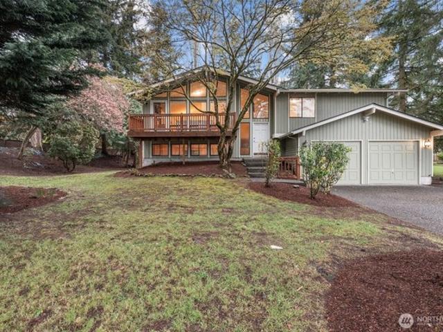 13919 SE 3rd Pl, Bellevue, WA 98005