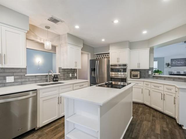 13919 Swiss Hill Dr, Houston, TX 77077