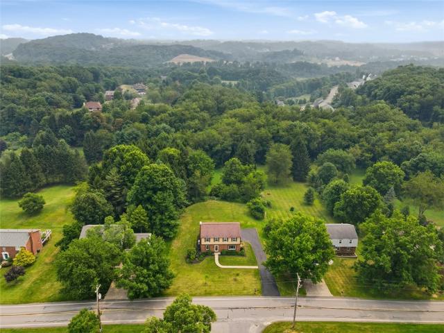 1391 Magee Rd