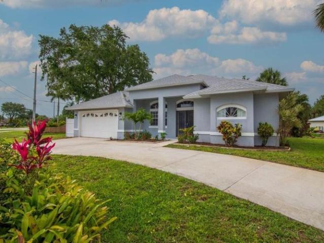 1391 Barber St, Sebastian, FL 32958