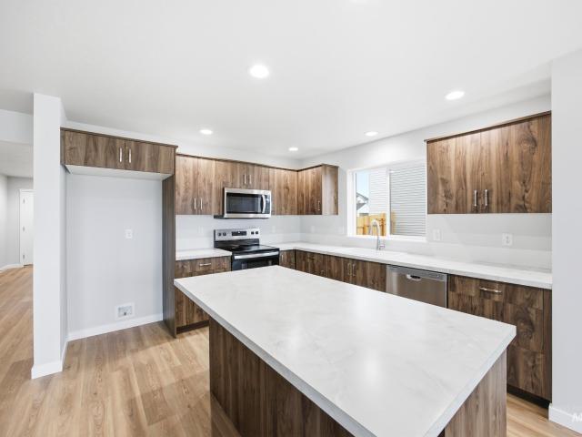1391 Sunday River St