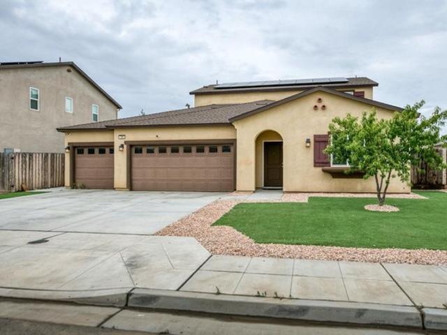 1391 Shoreside Dr, Madera, CA 93637