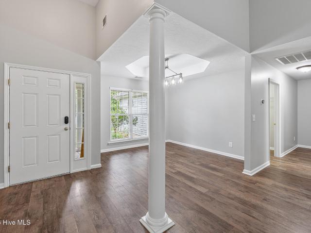 1391 Watsonia Drive