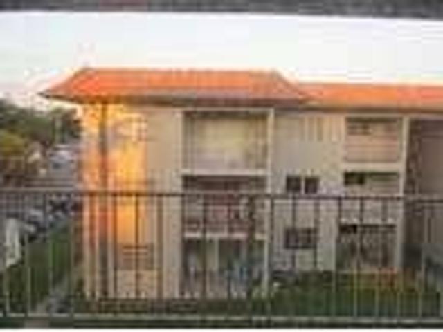 13920 Lake Placid Ct #B38, Miami Lakes, FL 33014