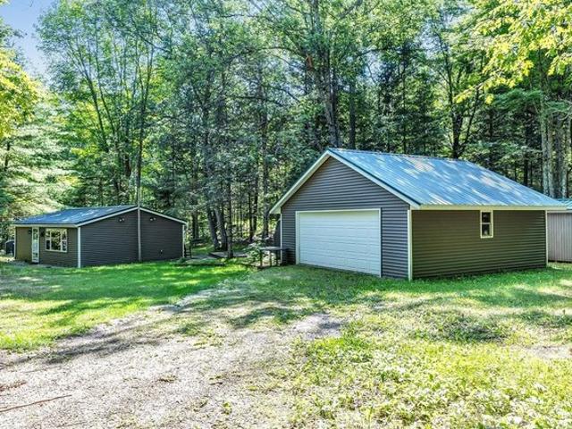 13921 Waubee Lake Dr, Lakewood, WI 54138