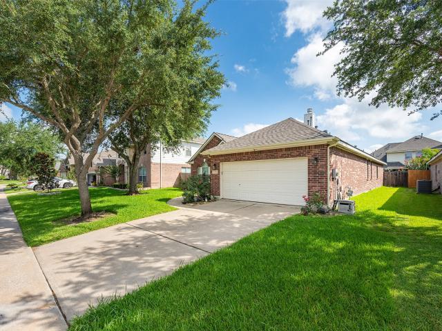 13922 Abbey Lane