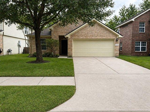 13922 Brayford Place Ct, Houston, TX 77014