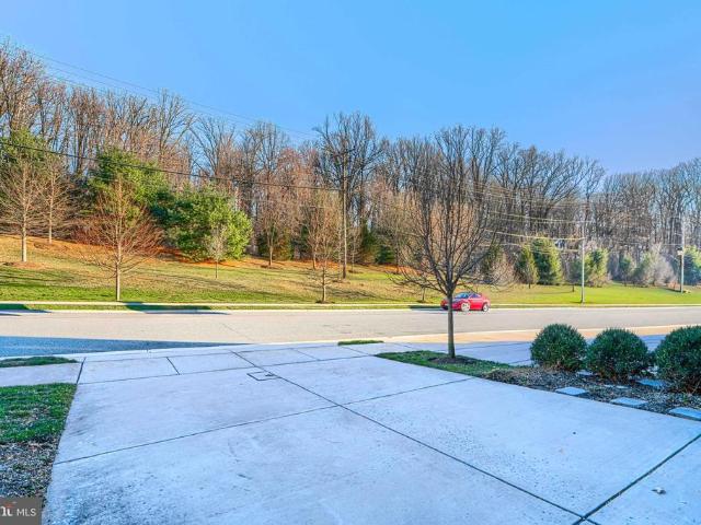 13922 Fox Hill Road