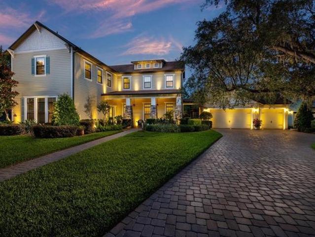 13922 Lake Fishhawk Dr, Lithia, FL 33547
