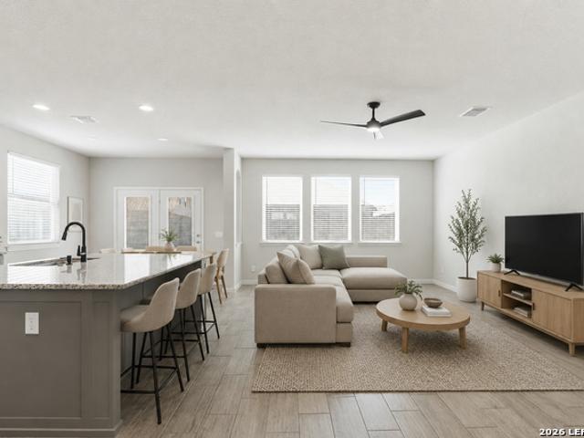 13926 Westbury Falls