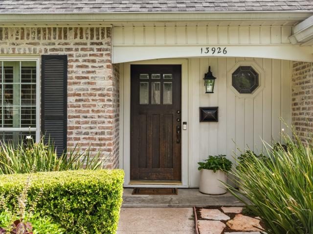 13926 Barryknoll Lane