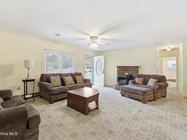 1392 Nixonton Road