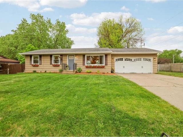 1392 Amaryllis Ln, Eagan, MN 55123