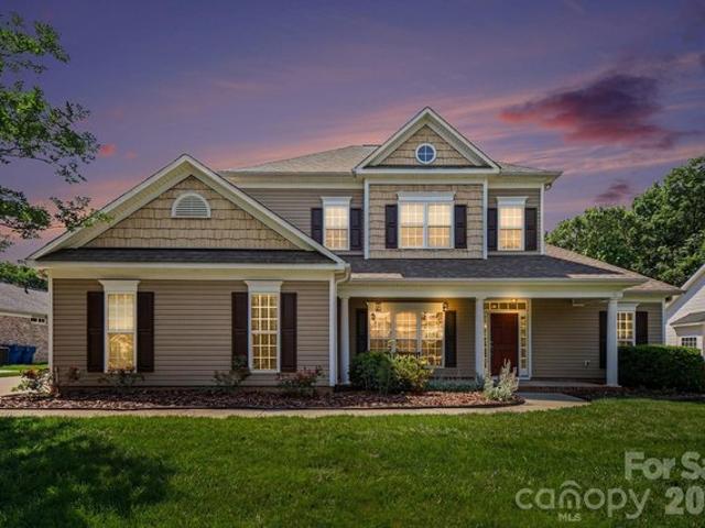 1392 Piper Ct, Concord, NC 28025