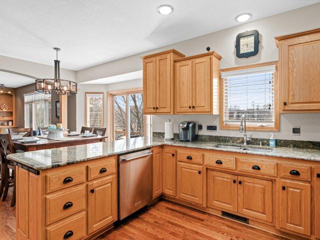 1392 th Lane NW