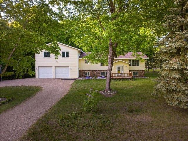 1392 th St NW, Annandale, MN 55302