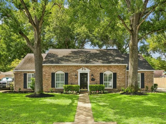 13931 Barryknoll Ln, Houston, TX 77079