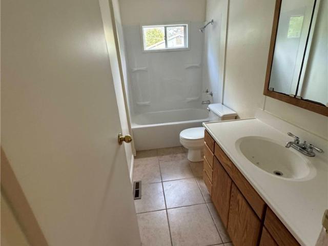 13935 Manakee