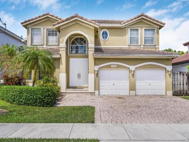 13935 SW 154th St, Miami, FL 33177