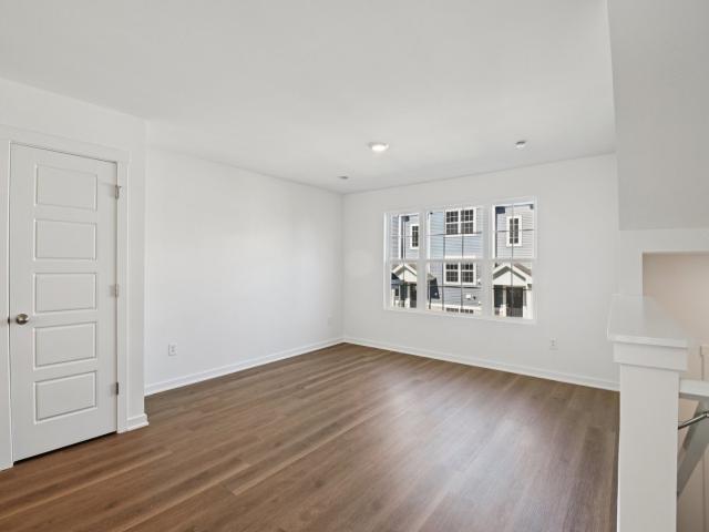 1393 Oakfield Lane