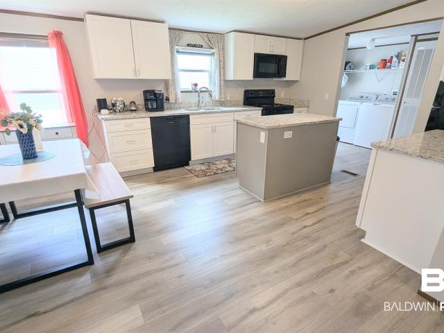 1393 Ridgewood Drive