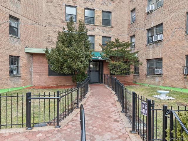 139 0 th Drive, Unit 4B | Compass