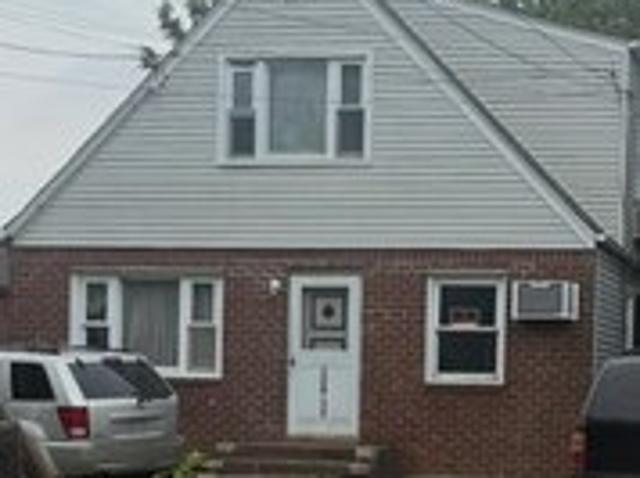 139 12 Ave, Jamaica, NY 11435