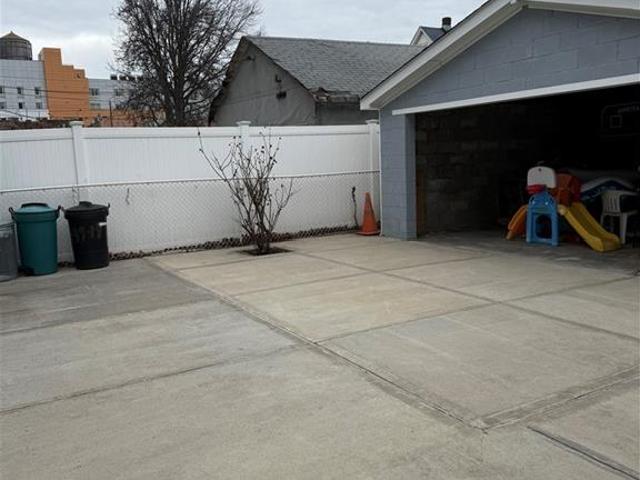 139 1 th Road