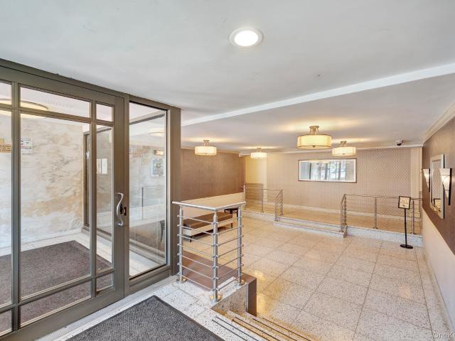 139 2 th Drive, Unit 5B | Compass