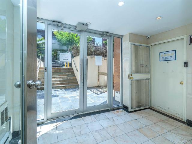 139 8 th Avenue 4B