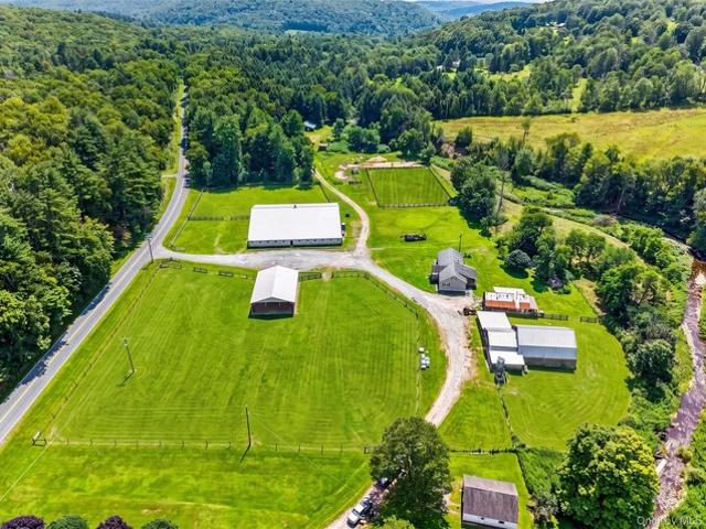 139 Callicoon Center Rd, Jeffersonville, NY 12748