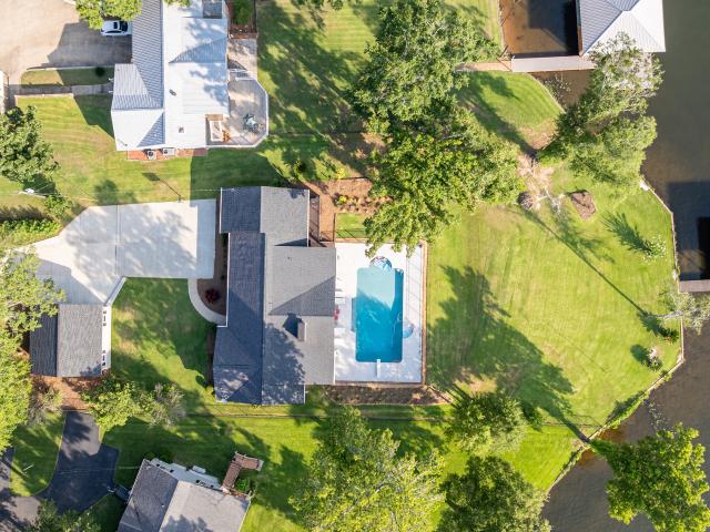 139 Admiralty Way