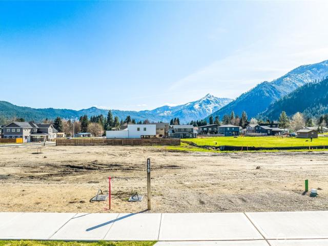139 Alpenglow Dr, Leavenworth, WA 98826 | MLS #2476 | Compass
