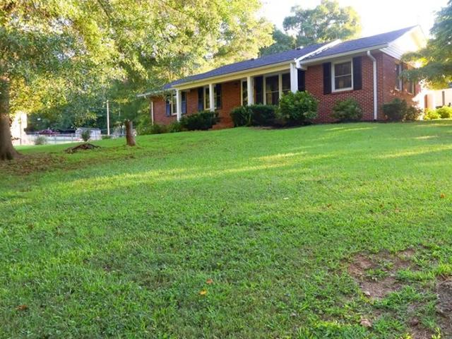 139 Ashmore Ave, Gaffney, SC 29340