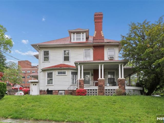 139 Aycrigg Avenue