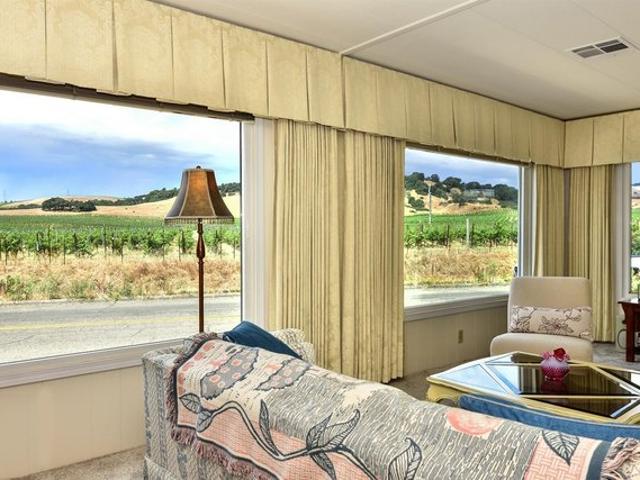 139 Bear Flag Rd, Sonoma, CA 95476