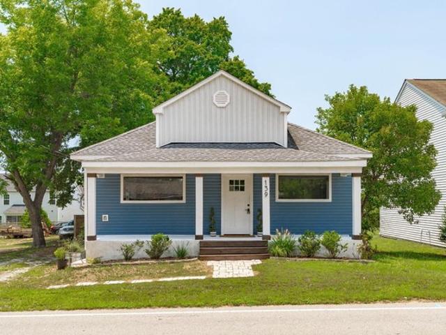 139 Bridge St, Fuquay Varina, NC 27526