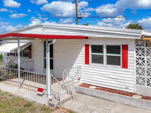 139 Gaslight Ave, North Fort Myers, FL 33917 | MLS #G5092