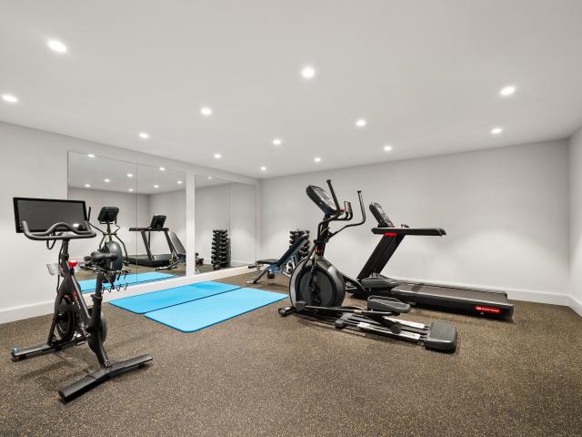 139 Huron Street, Unit 3C | Compass