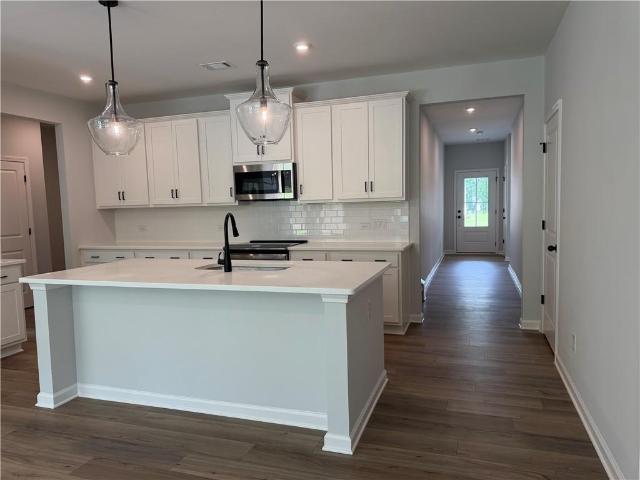 139 Jacobs Hollow Street