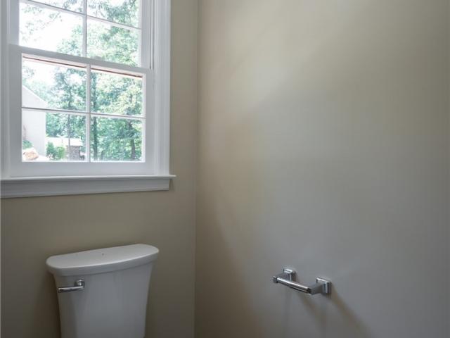 139 Lake Forest Dr, Athens, GA 30607 | MLS #CL357180
