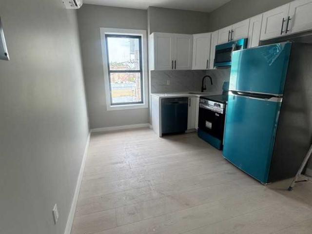 139 Lark Street 2 Bedroom Apartment for Rent at 139 Lark St, Albany, NY 12210 Sheridan Hollow