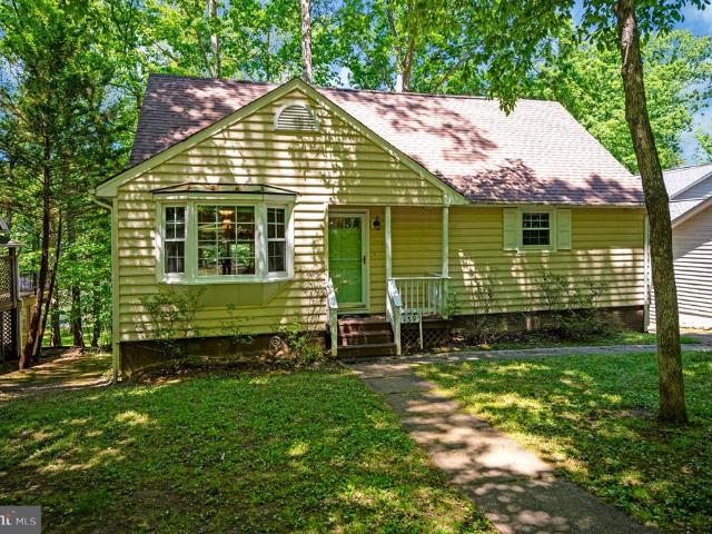 139 larkspur ln