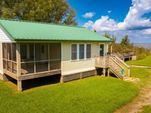 139 Lasseters Lndg Unit D, Columbia, NC 27925