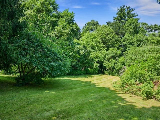 139 Montague City Road